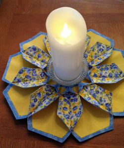 Beautiful 3D Table Topper to Make For Every Season - Quilting Digest