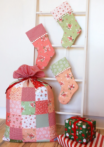 Make This Large Patchwork Gift Bag in Two Sizes - Quilting Digest