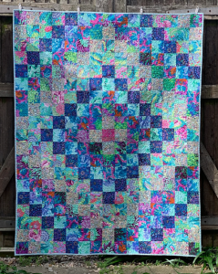 Large-Scale Prints Create An Artistic Quilt - Quilting Digest