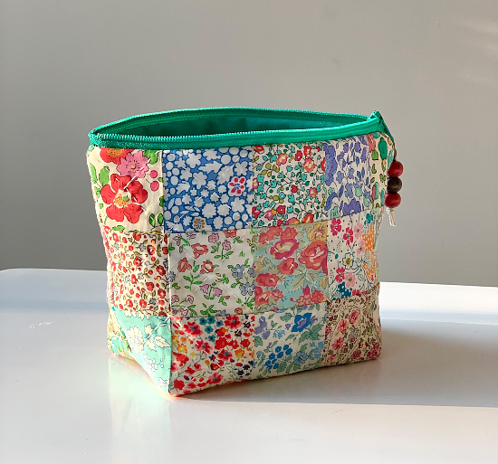 Turn Scraps Into a Charming Little Pouch - Quilting Digest